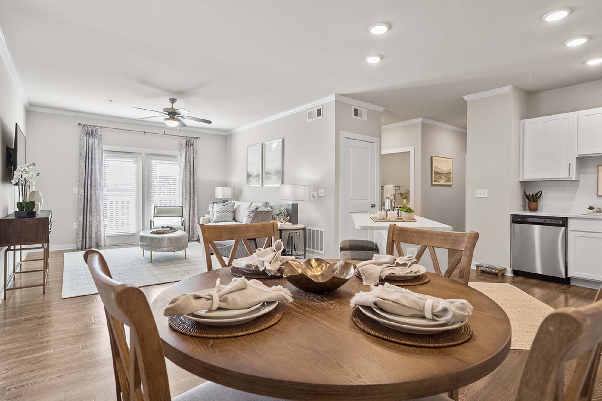 New Luxury Pet Friendly 1,2 & 3 Bedroom Apartments For Rent in Byron ...