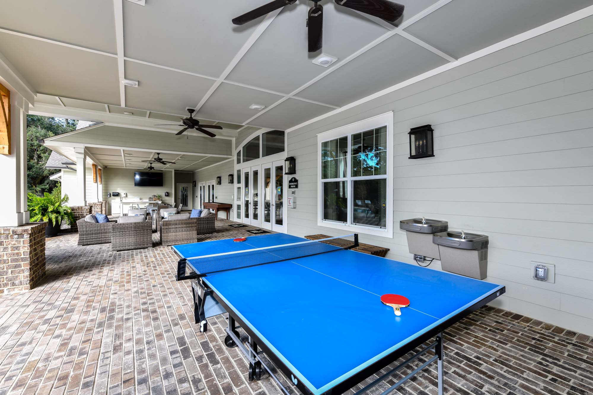 New Luxury Pet Friendly 1,2 & 3 Bedroom Apartments For Rent in Byron ...