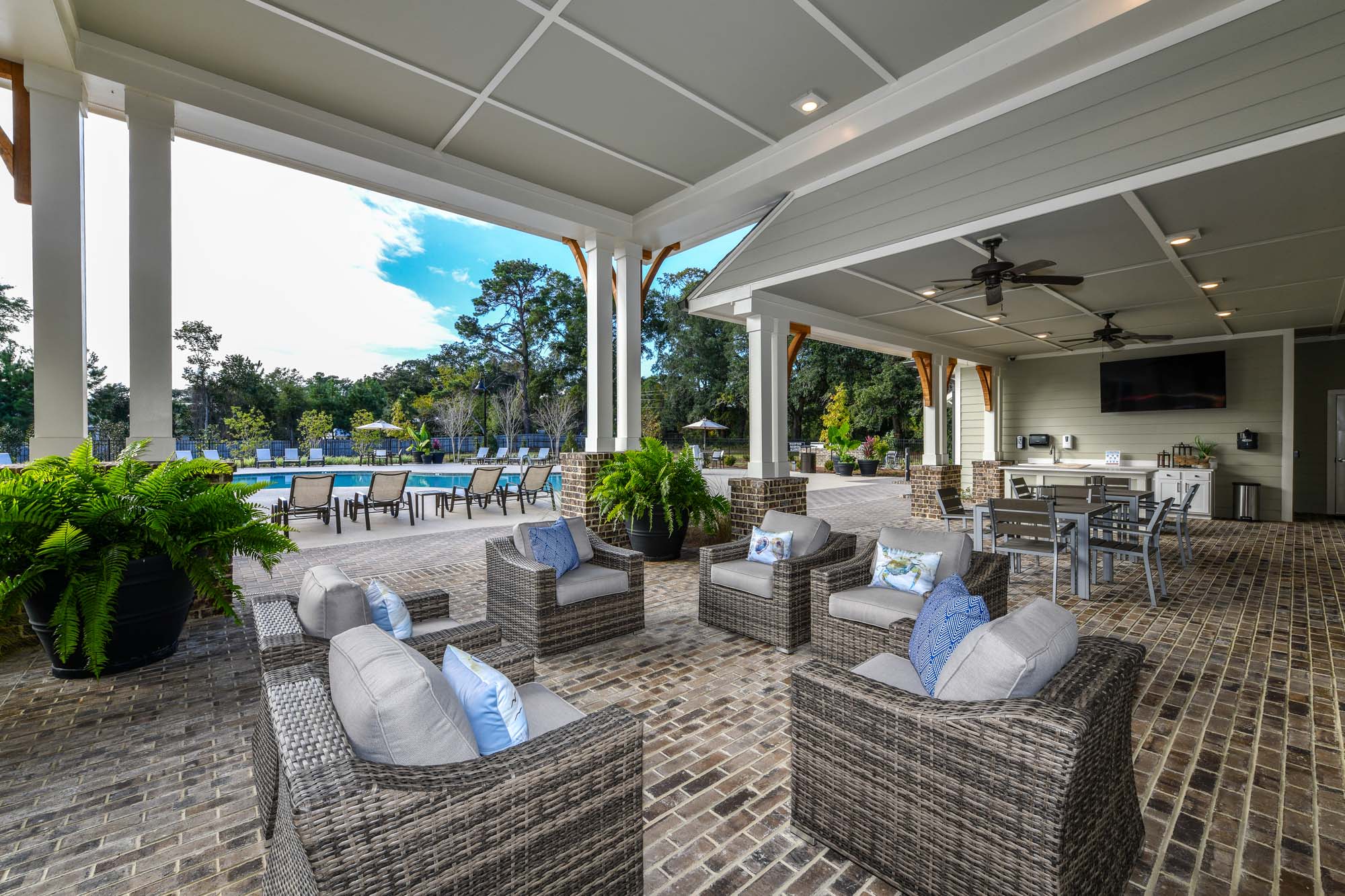 New Luxury Pet Friendly 1,2 & 3 Bedroom Apartments For Rent in Byron ...